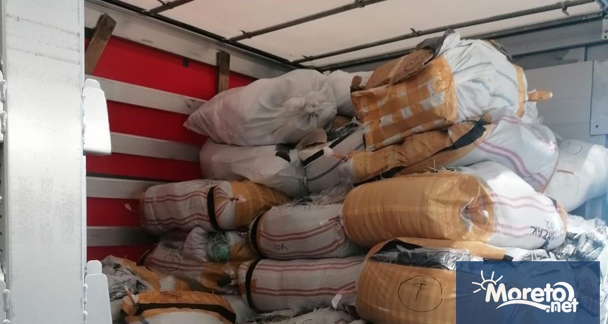 22 тона фалшив прах за пране задържаха митничари | Moreto.net - Варна