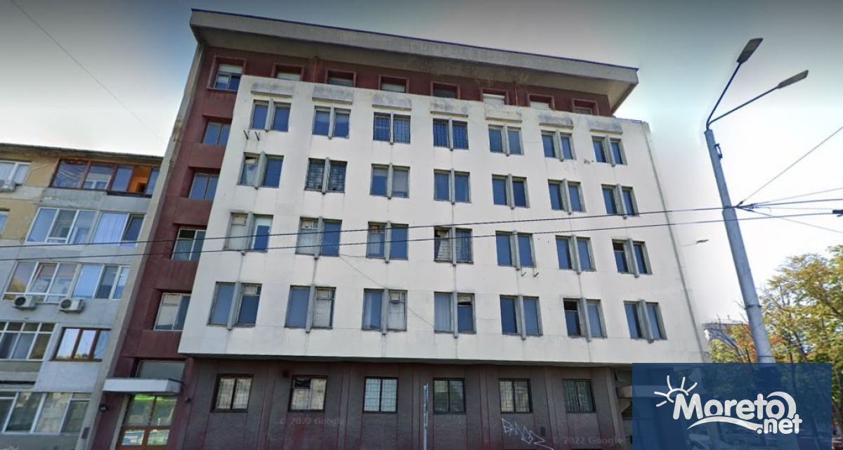 Вдъхват нов живот на пустееща сграда до жп гарата във Варна Moreto