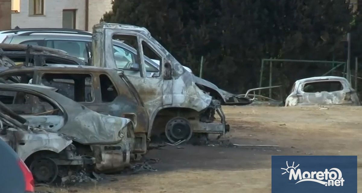 Пожар изпепели 22 автомобила в Свети Влас, разследват човешка небрежност | Moreto.net - Варна